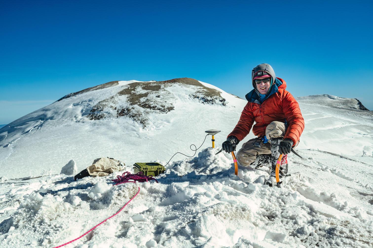 NWHikers.net - View topic - Surveying the Last Five Icecap Peaks of the ...